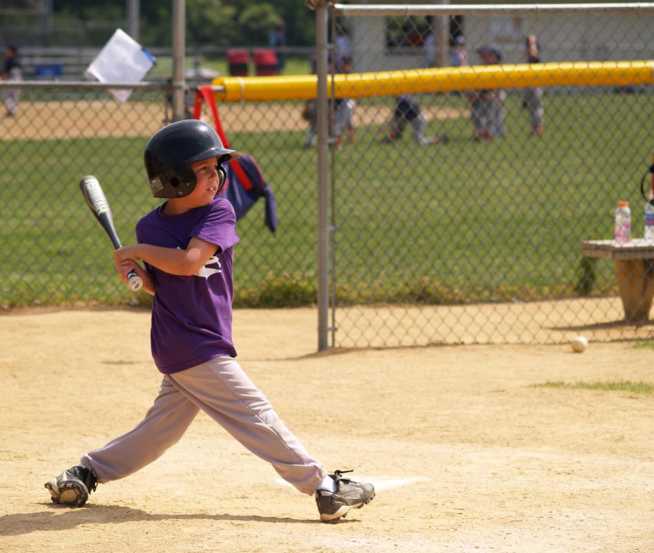 What is a Sportscaster? (with pictures)