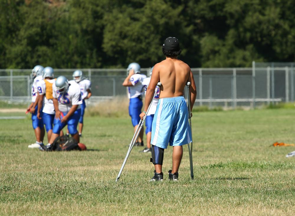 In Football, what is Injured Reserve? (with pictures)