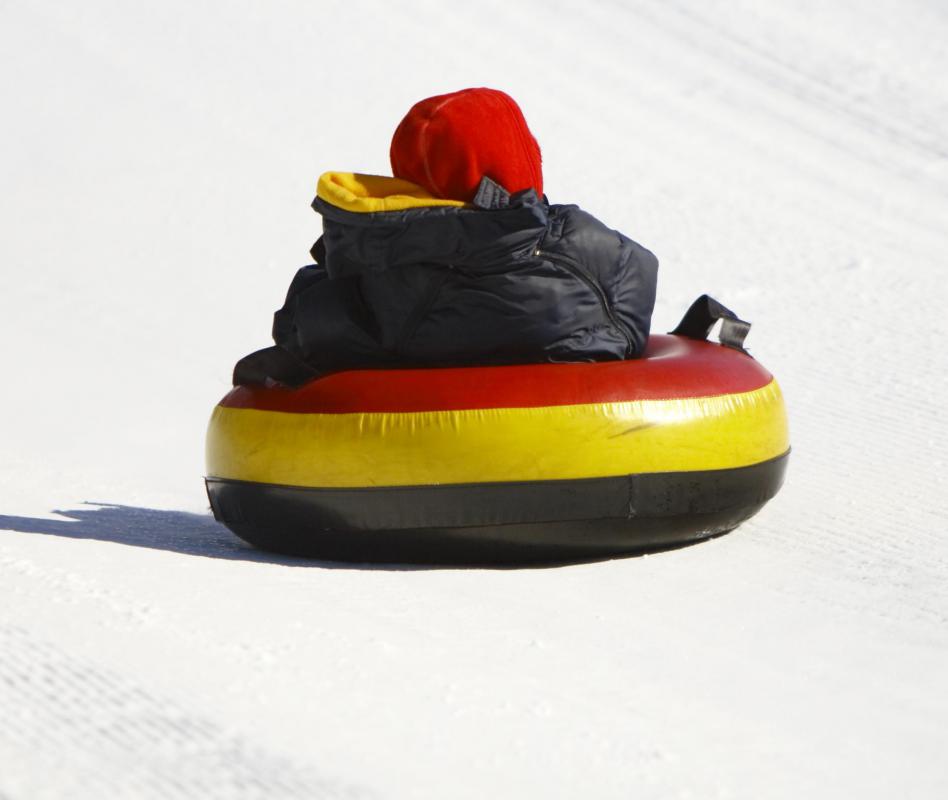 What is Snow Tubing? (with pictures)